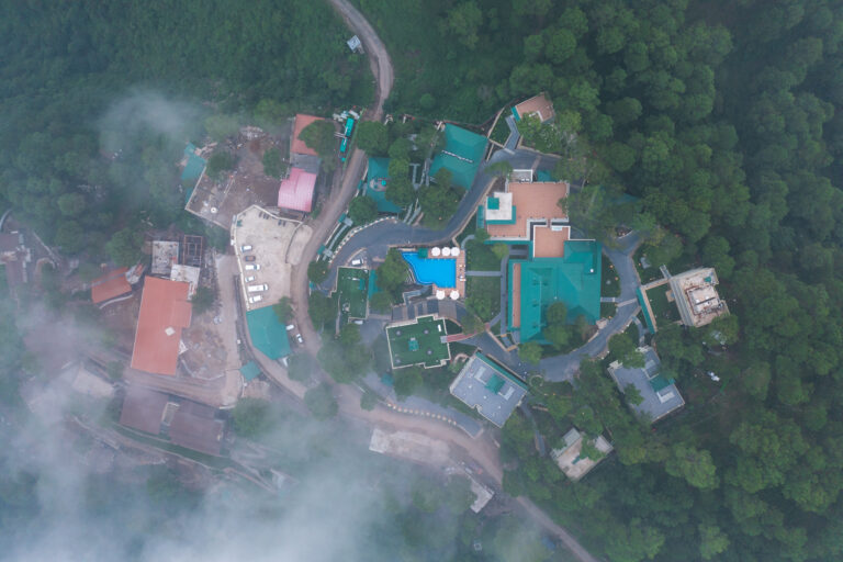 Cassia Resorts - Solan surrounded by breathtaking valley views